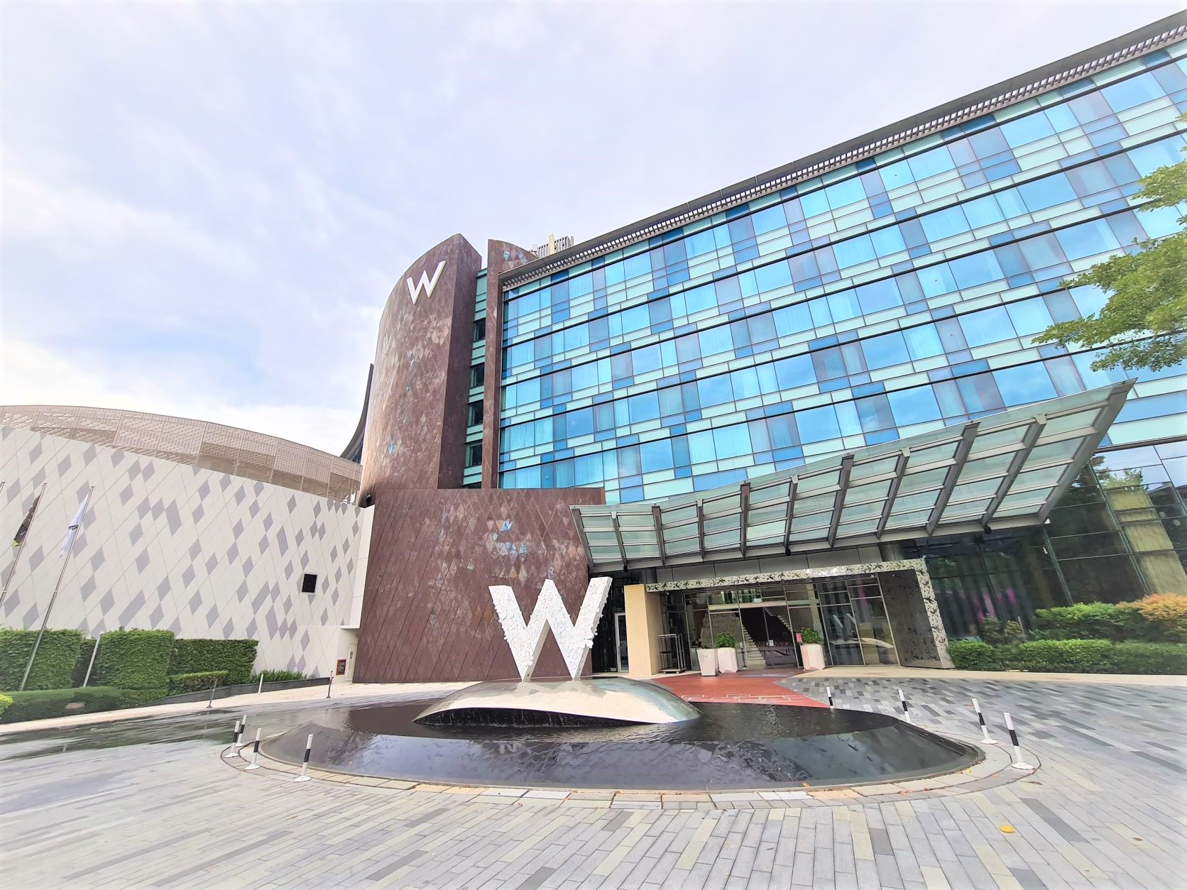 W Singapore - Sentosa Cove - Savour BlackBookAsia